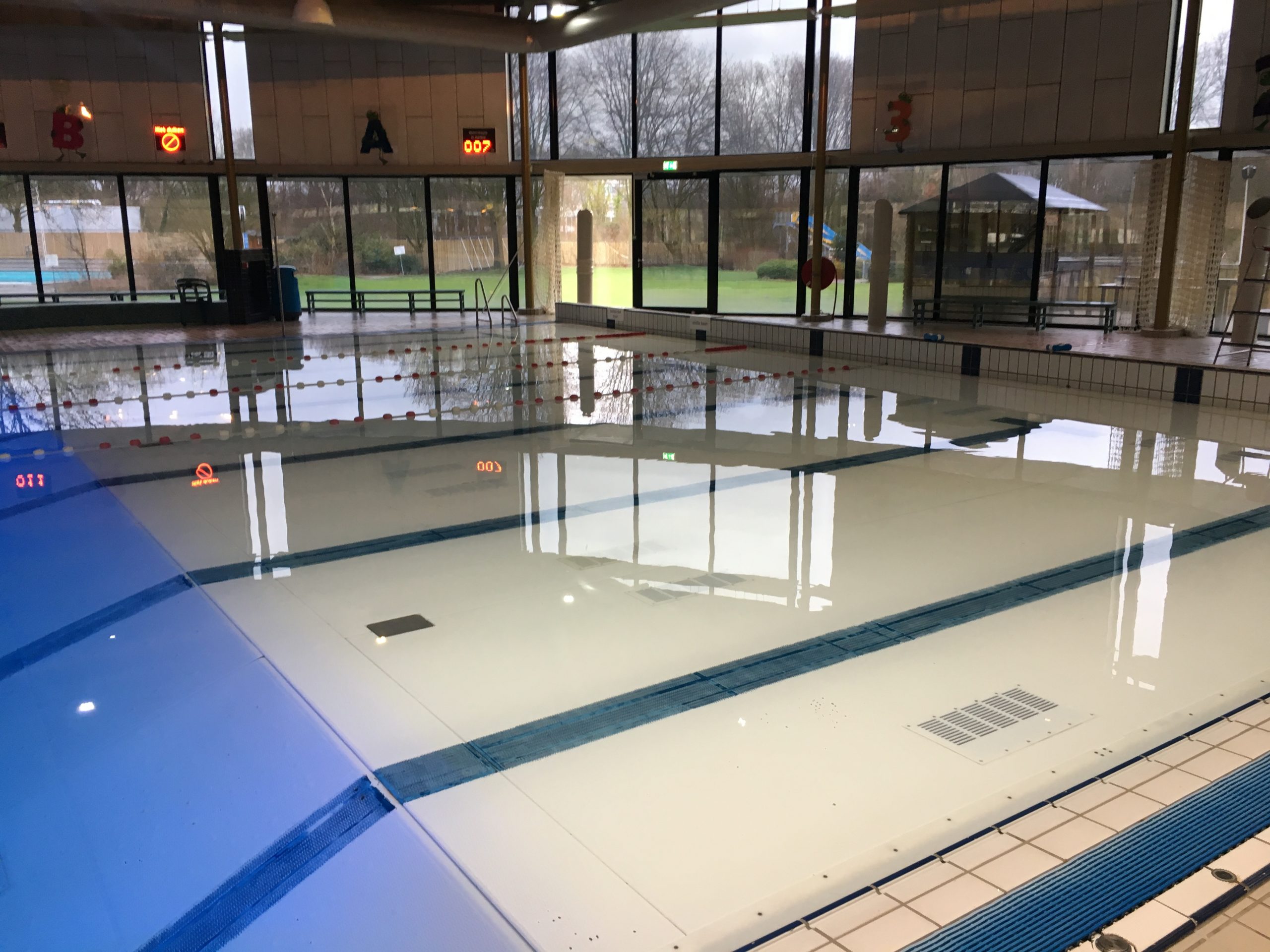 Renovatie De Mirandabad, Nederland - Variopool